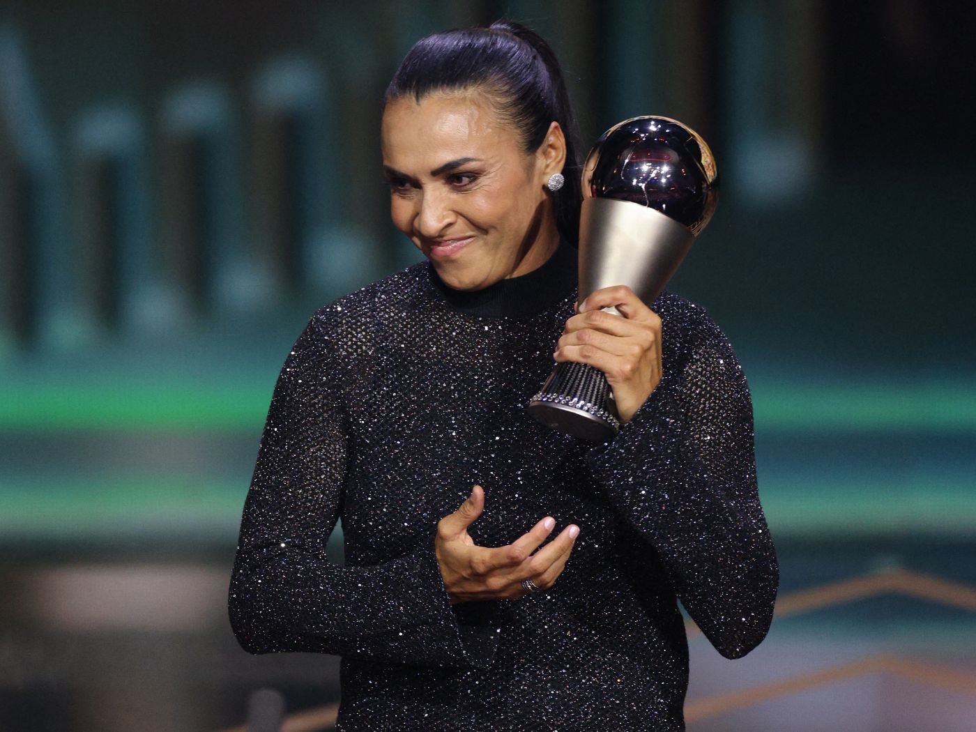 Marta é primeira atleta imortalizada pela Fifa ainda em vida