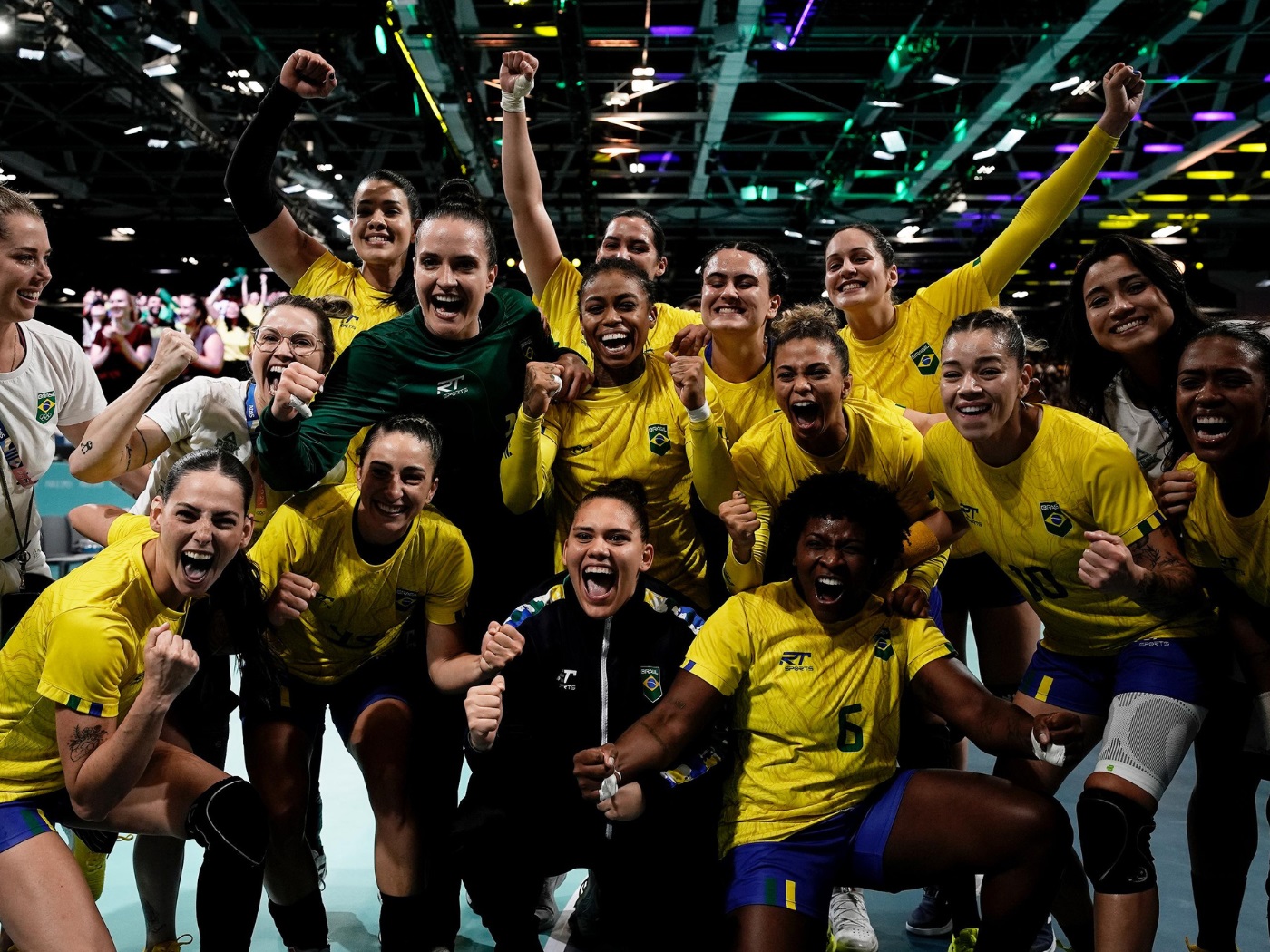 Com jogo marcado por espírito olímpico, Brasil vence Angola no handebol ...